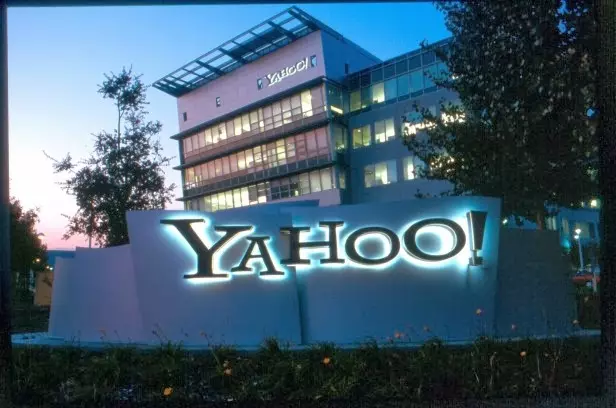 Yahoo Mail prema zadanim postavkama uključuje HTTPS enkripciju kako bi zaštitio korisnike