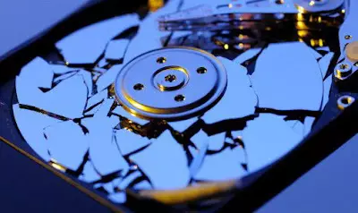 Ukusetyenziswa kwesikhangeli seHTML5 kunokukhukulisa iHard Drive yakho ngedatha eyinkunkuma 11092_1