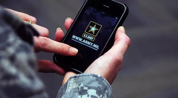 აშშ-ს სამხედროებმა დაამტკიცა iPhone-ები და iPad-ები სამხედრო ქსელებისთვის 11552_1