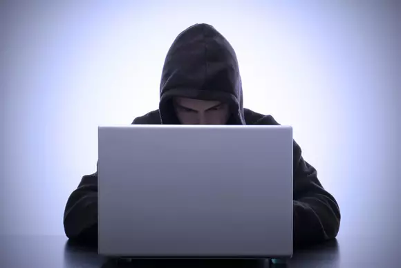 Hacker a vândut online datele personale ale a 4 milioane de cetățeni americani; riscul unui potențial furt de identitate 12950_1