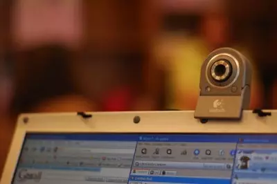 Il lettore Flash integrato di Google Chrome consente l'hacking della webcam