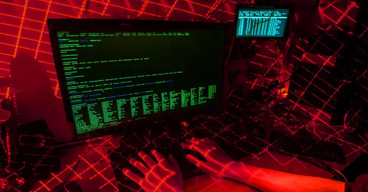 Hackers Síneacha a Ionsaíonn Eagraíochtaí Míleata le Cúldoor Nua 3090_1