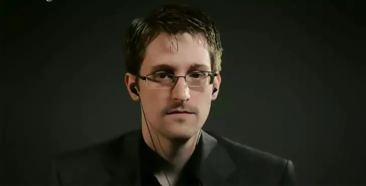 エドワード・スノーデン・NSA